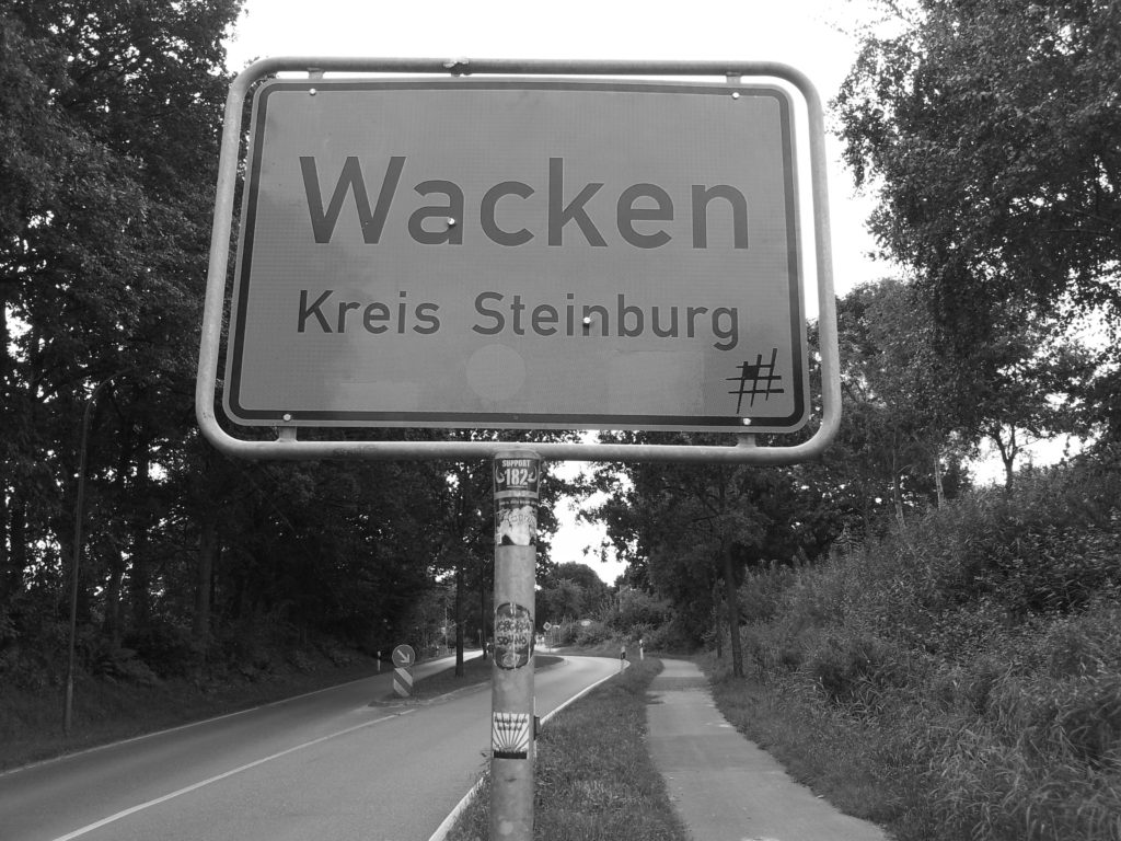 Hüte-Trial in Ellerdorf bei Susan Mester | Hardi Schaarschmidt